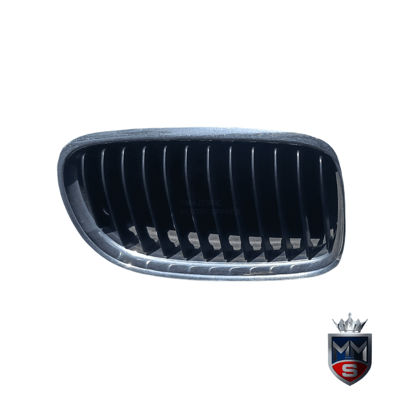 BMW E90 LCI Kidney Grilles – Used | Majestic Motor Spares